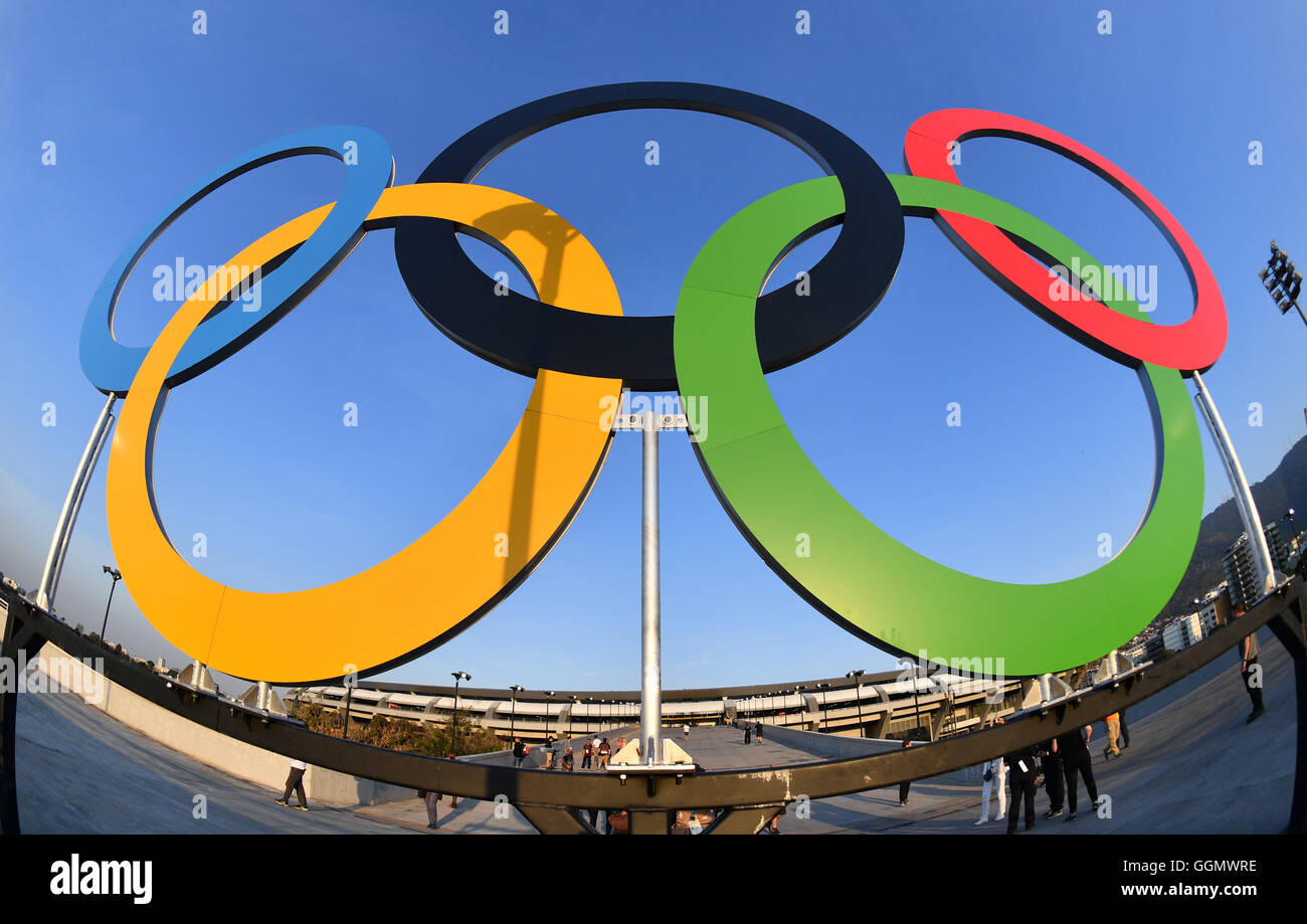 Rio de Janeiro, Brazil. 5th Aug, 2016. The Olympic Rings are seen in ...