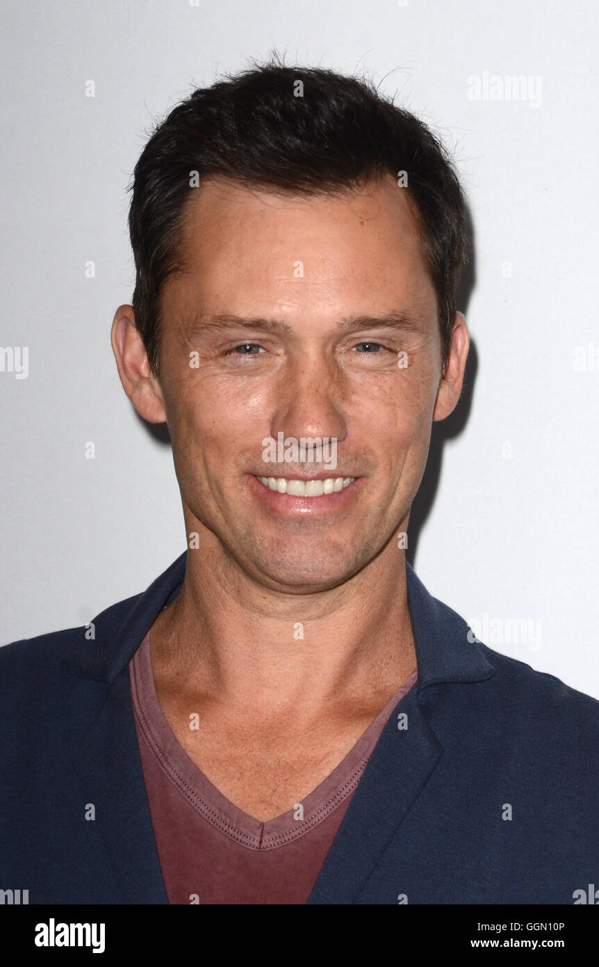 Beverly Hills, Ca. 05th Aug, 2016. Jeffrey Donovan at Hulu's Summer ...