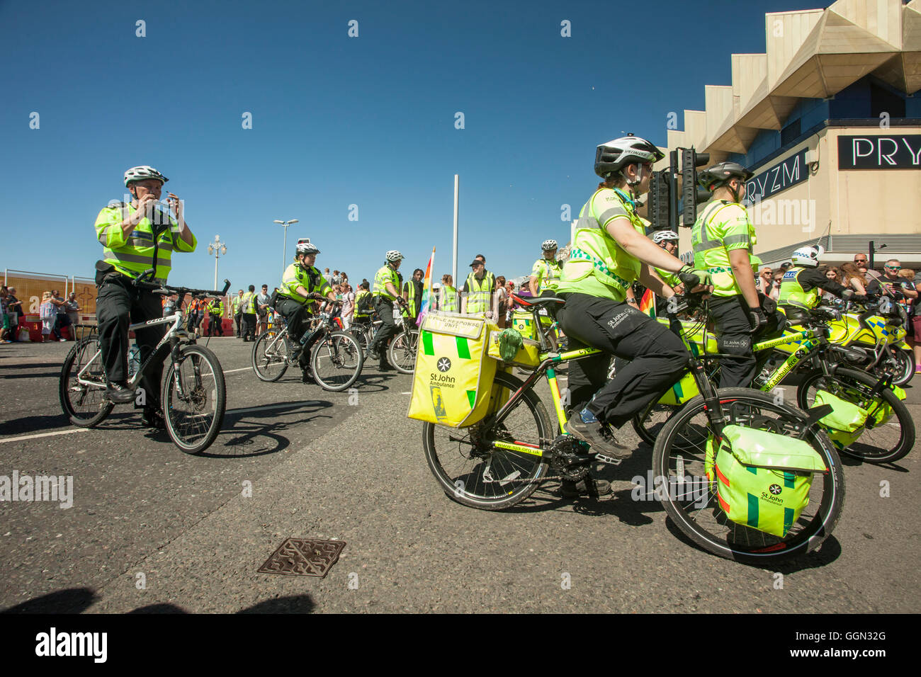 Police at pride hi-res stock photography and images - Alamy