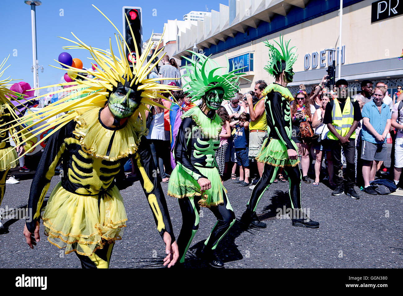 Brighton Pride 2016 procession Stock Photo - Alamy