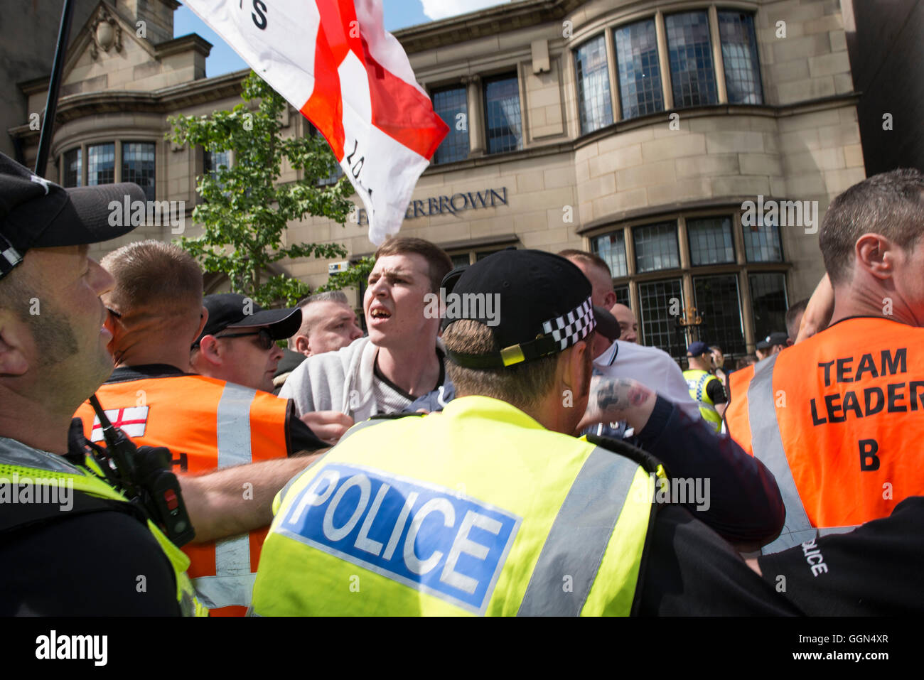 Nottingham, UK, Saturday 6th August, 2016. Members of the English ...