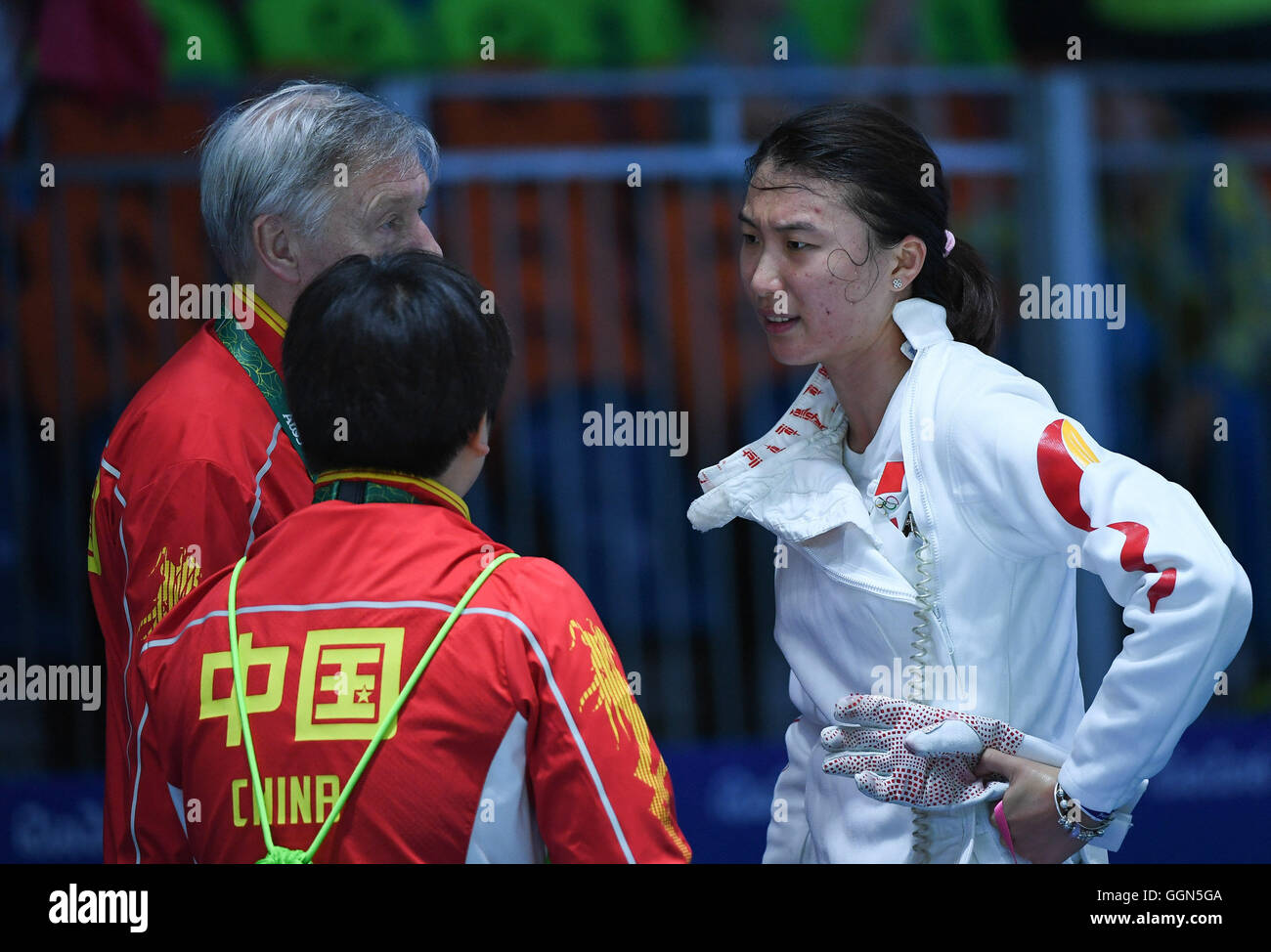 Rio De Janeiro, Brazil. 6th Aug, 2016. Xu Anqi (R) of China talks with ...