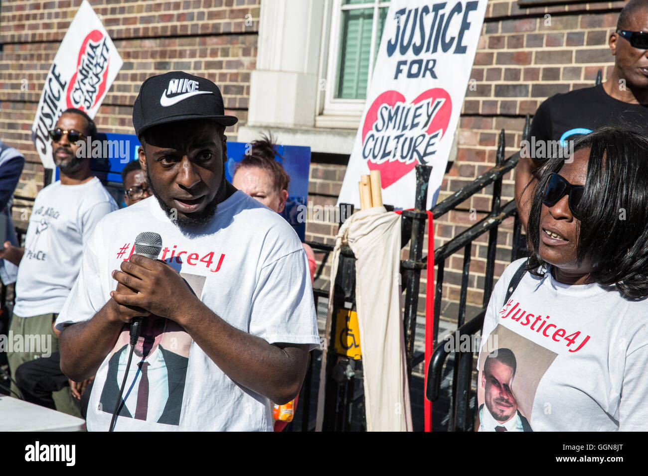 London, UK. 6th August, 2016. Danny, first cousin of Jermaine Baker ...