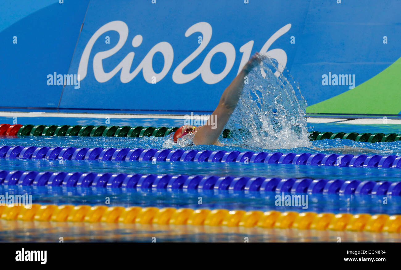 RIO DE JANEIRO, RJ - 06.08.2016: 2016 SWIMMING OLYMPICS - Athlete is ...