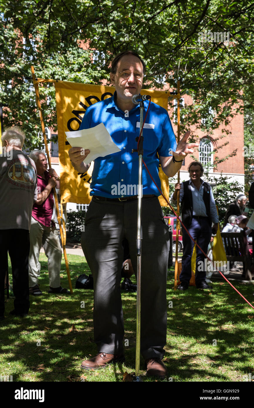 Quaker Square High Resolution Stock Photography and Images - Alamy