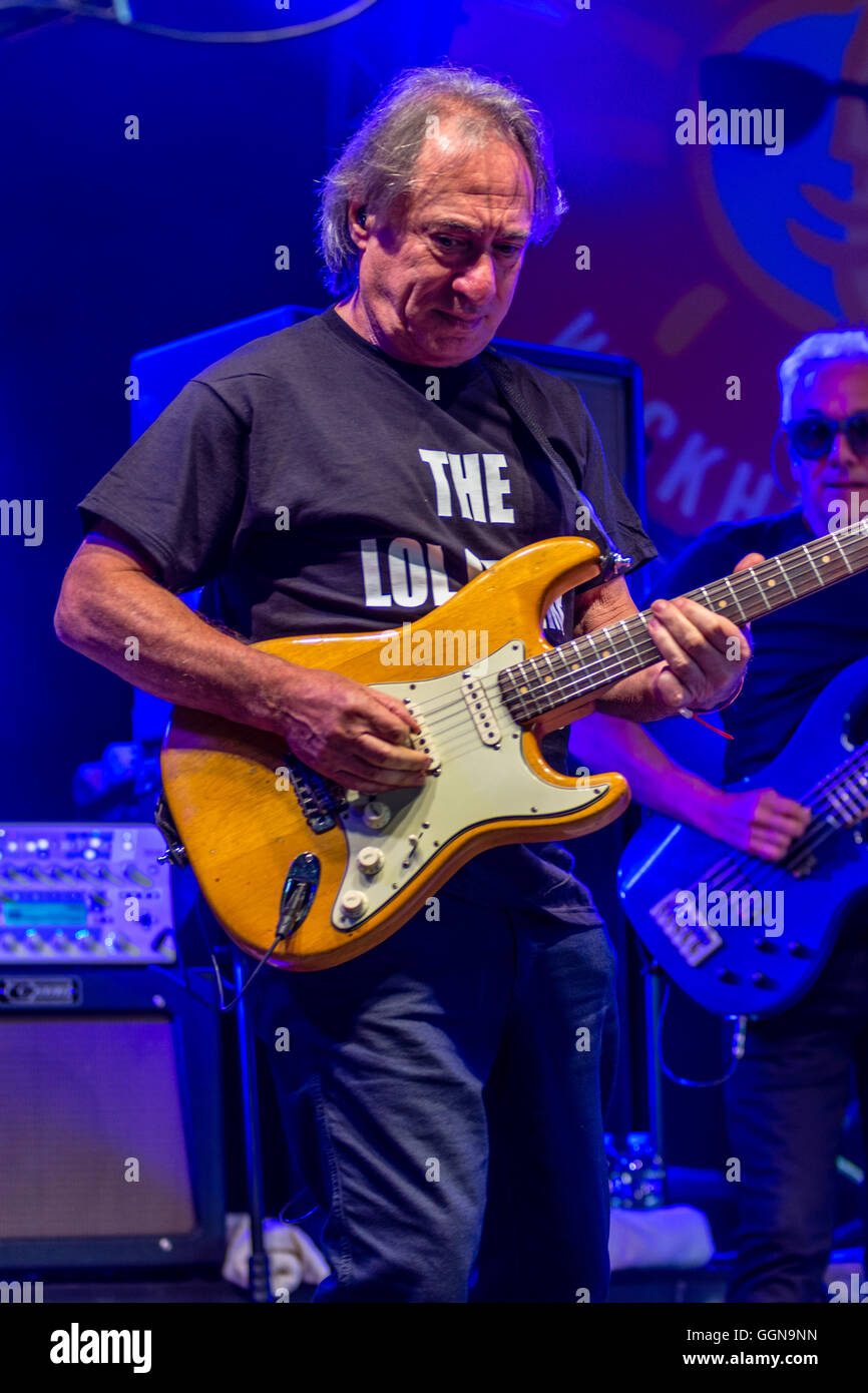 Lol creme hi-res stock photography and images - Alamy