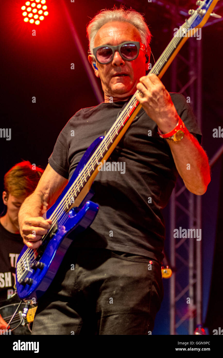 Trevor horn hi-res stock photography and images - Alamy