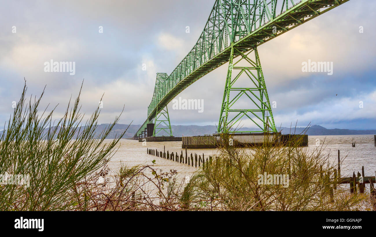 Astoria-Megler Bridge, Columbia River, a steel girder continuous truss ...