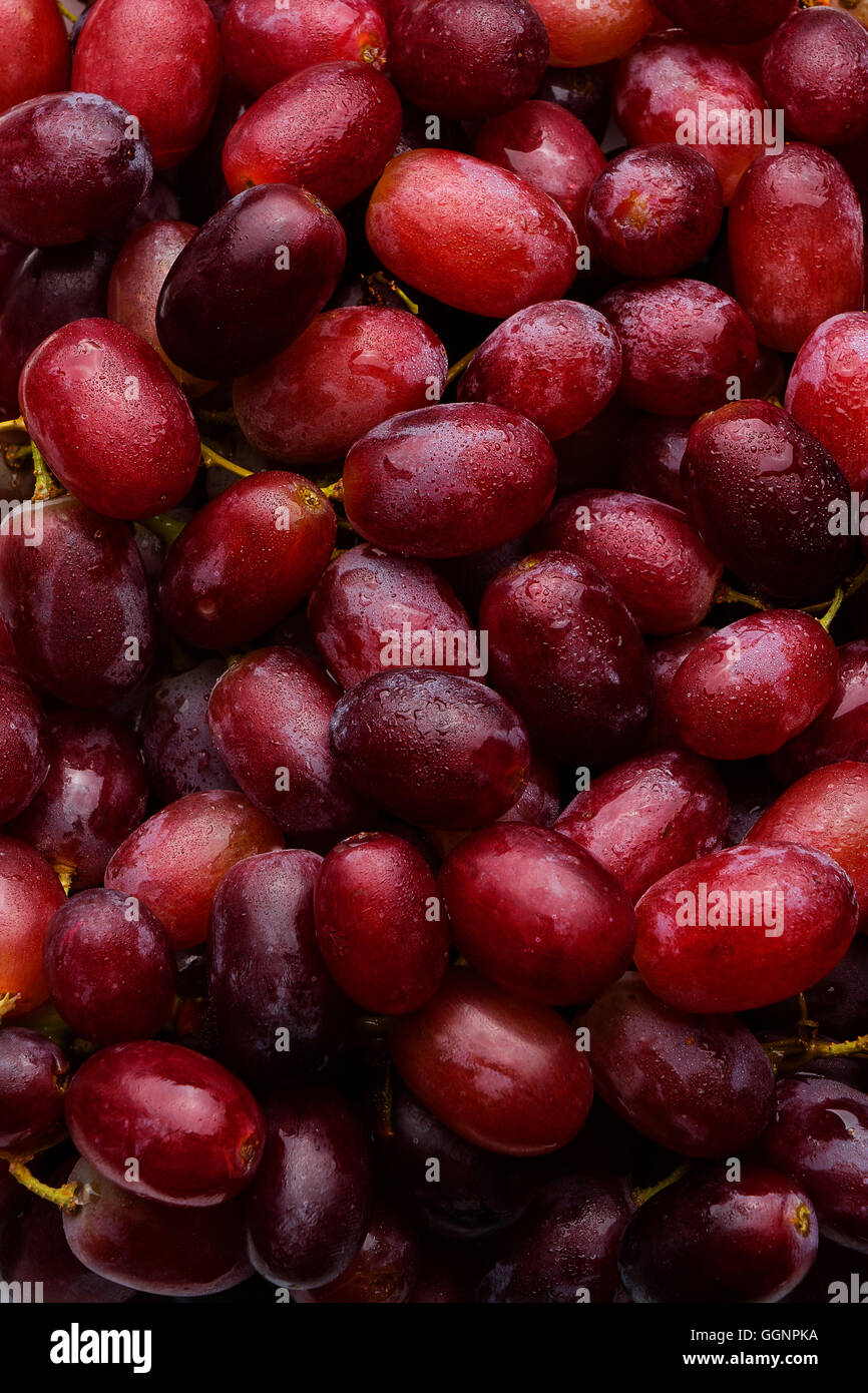 Purple grape hi-res stock photography and images - Alamy