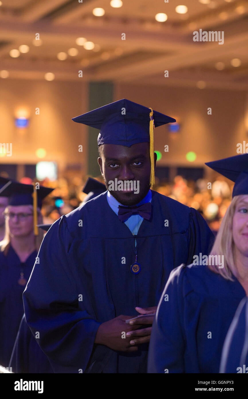 Graduation cap and gowns hi-res stock photography and images - Alamy