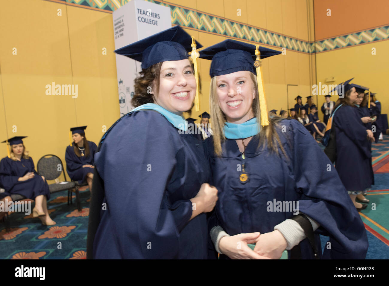 Graduation caps debt hi-res stock photography and images - Alamy
