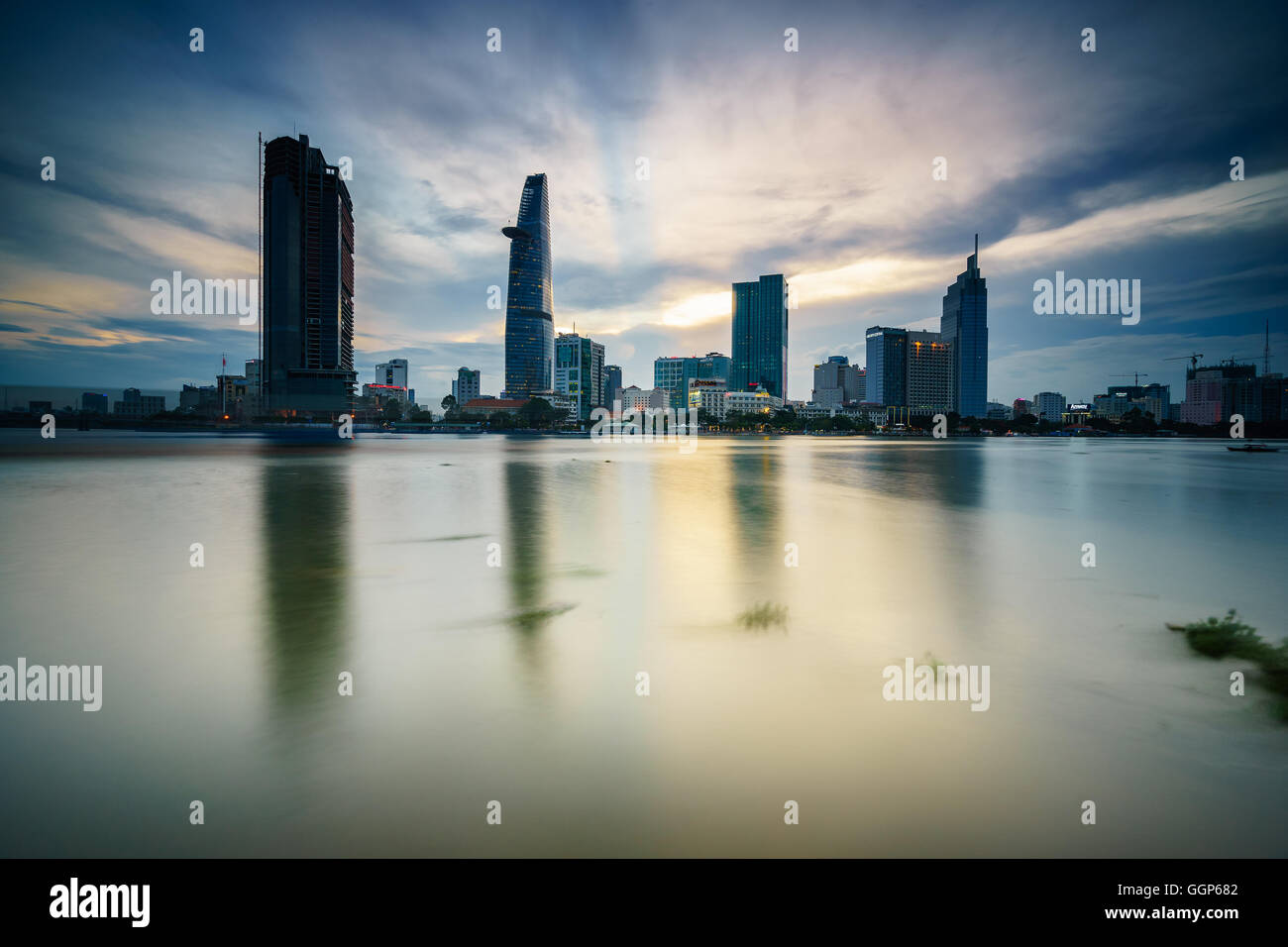 Downtown Saigon in sunset (view from Thu Thiem district) (long exposure ...