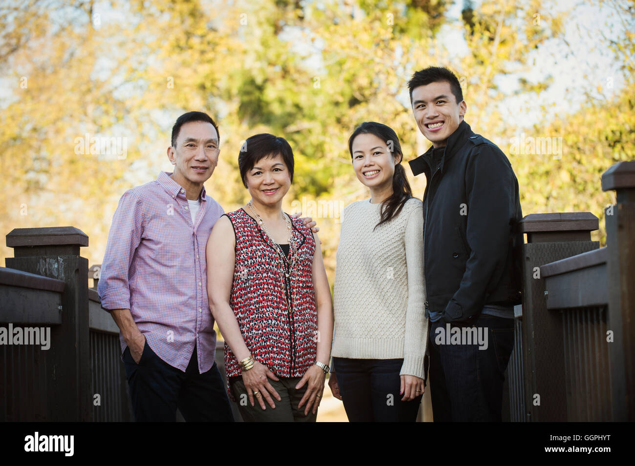 Asian ethnicity chinese family hi-res stock photography and images - Alamy