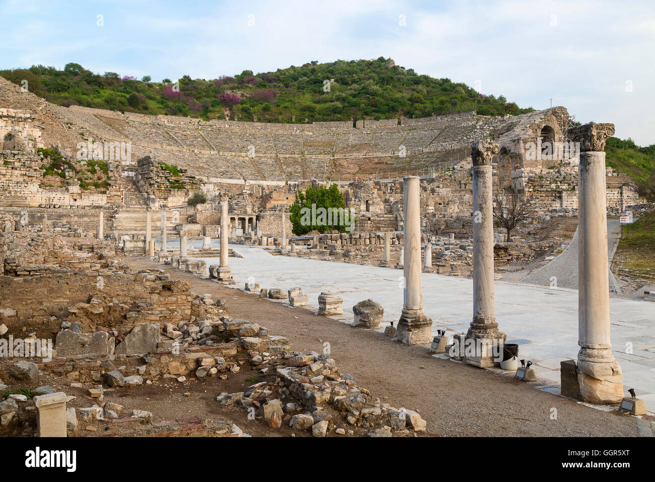 Roman amphitheatre in the ruins of Ephesus Stock Photo - Alamy