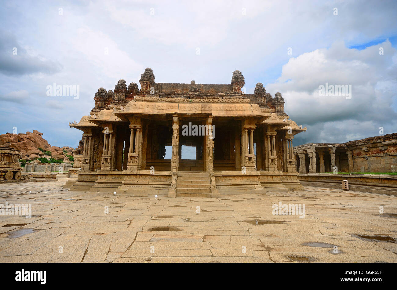 Vitthala Temple Complex, Hampi, Karnataka, India Stock Photo - Alamy