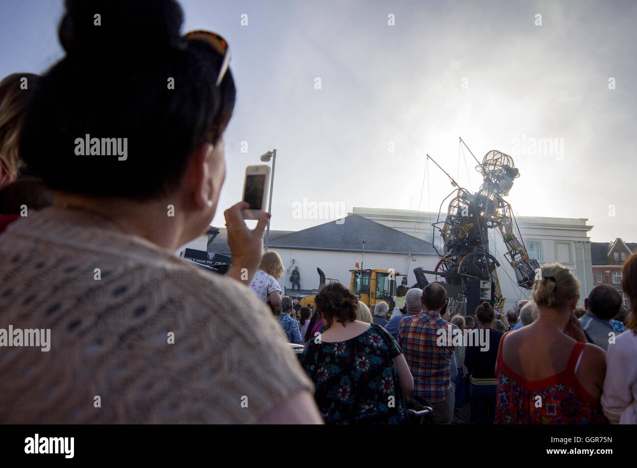 Hayle, Cornwall, UK. The Man Engine. The largest mechanical puppet ever ...