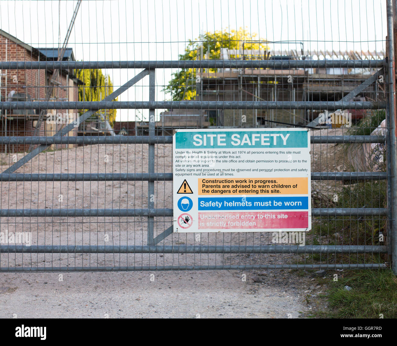 Site safety sign hi-res stock photography and images - Alamy