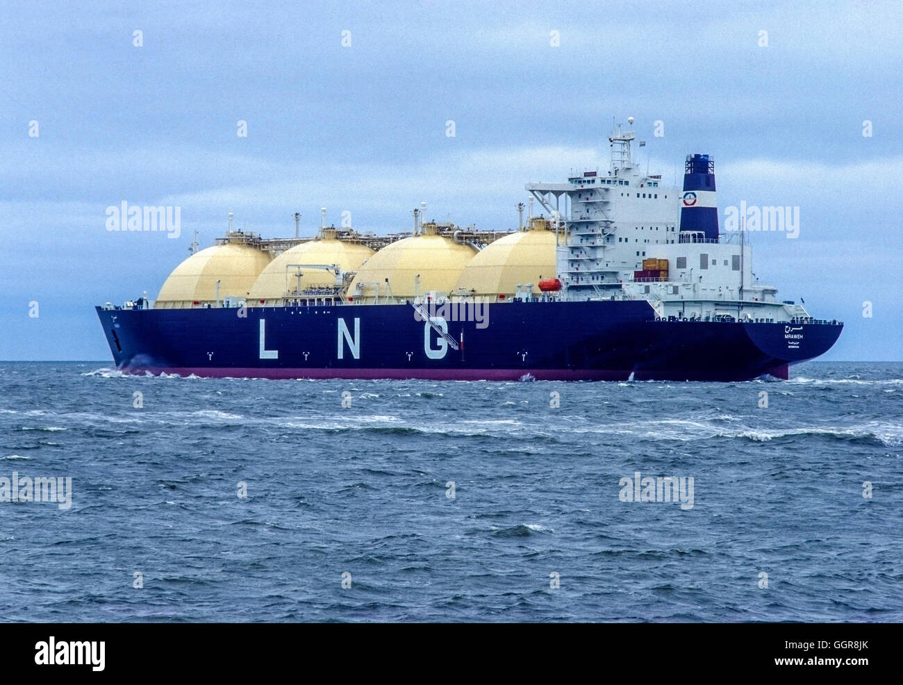 Gas carrier hi-res stock photography and images - Alamy