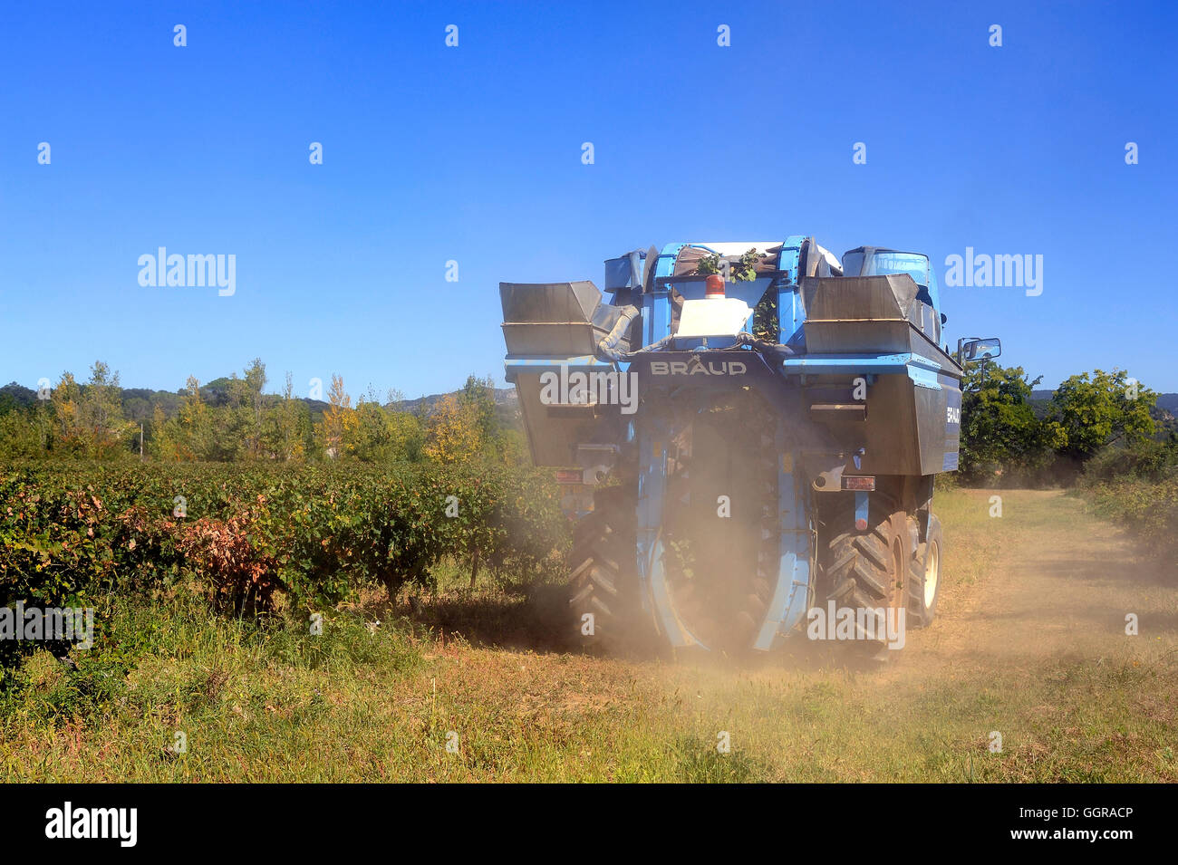 Machinery gard machine hi-res stock photography and images - Alamy