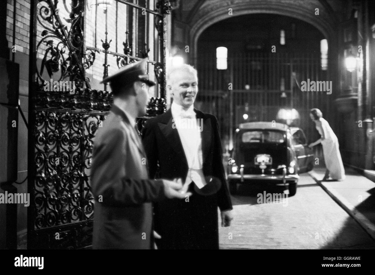 Edward Downes, the American musicologist and host of Metropolitan Opera ...