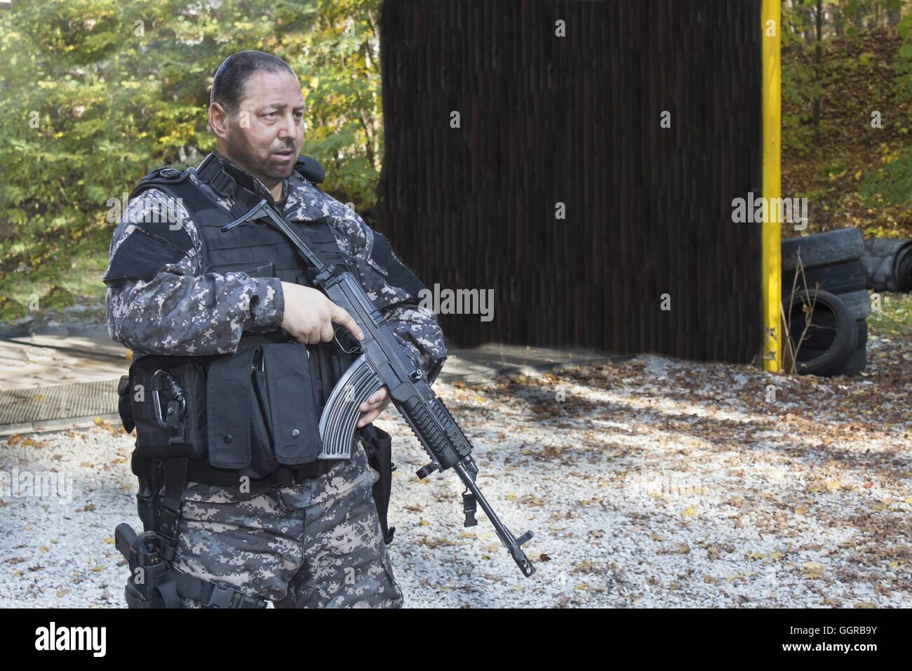 Fight against terrorism, Special Forces soldier Stock Photo - Alamy