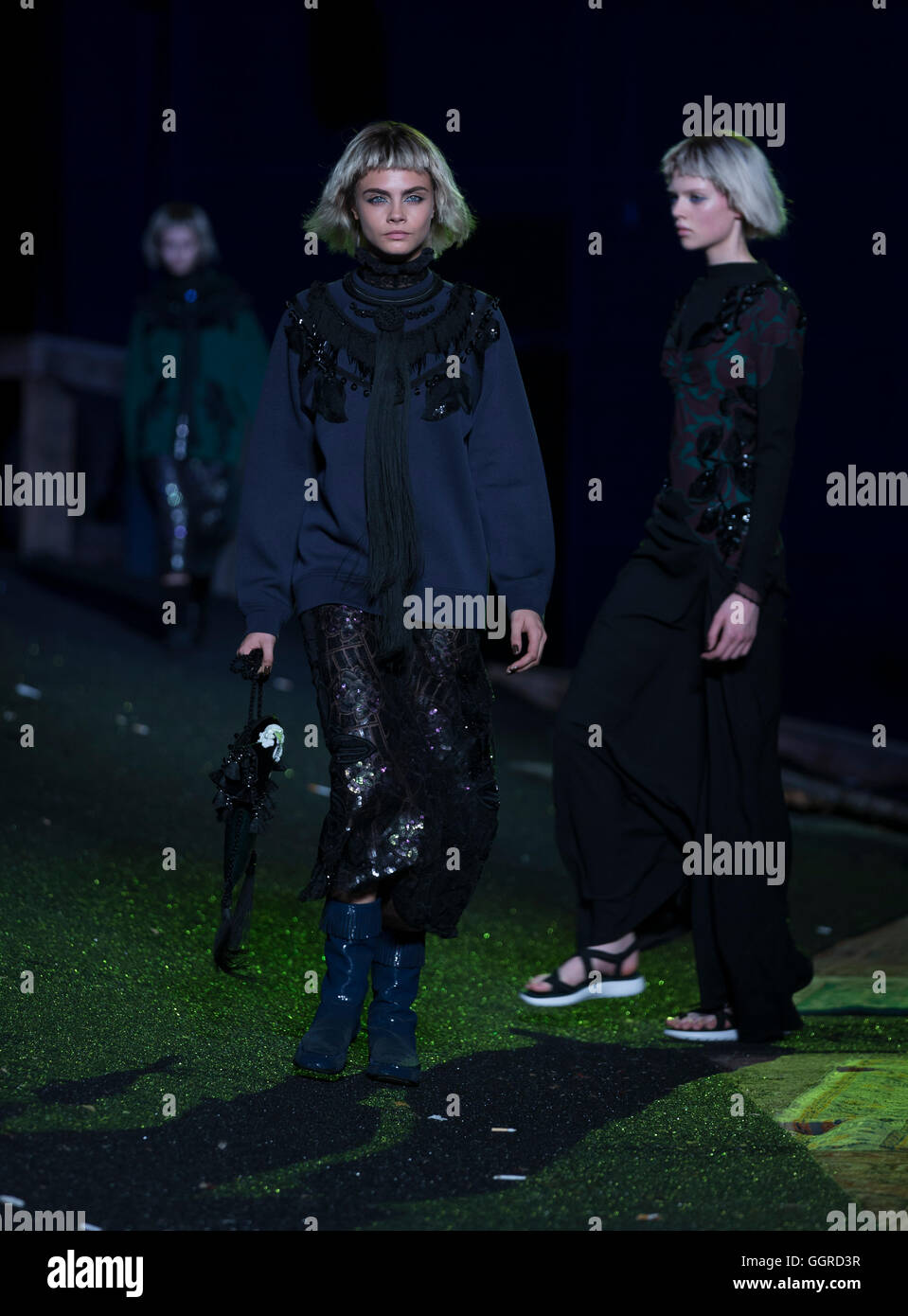 NEW YORK - SEPTEMBER 12: Models walk runway during Spring/Summer 2014 ...
