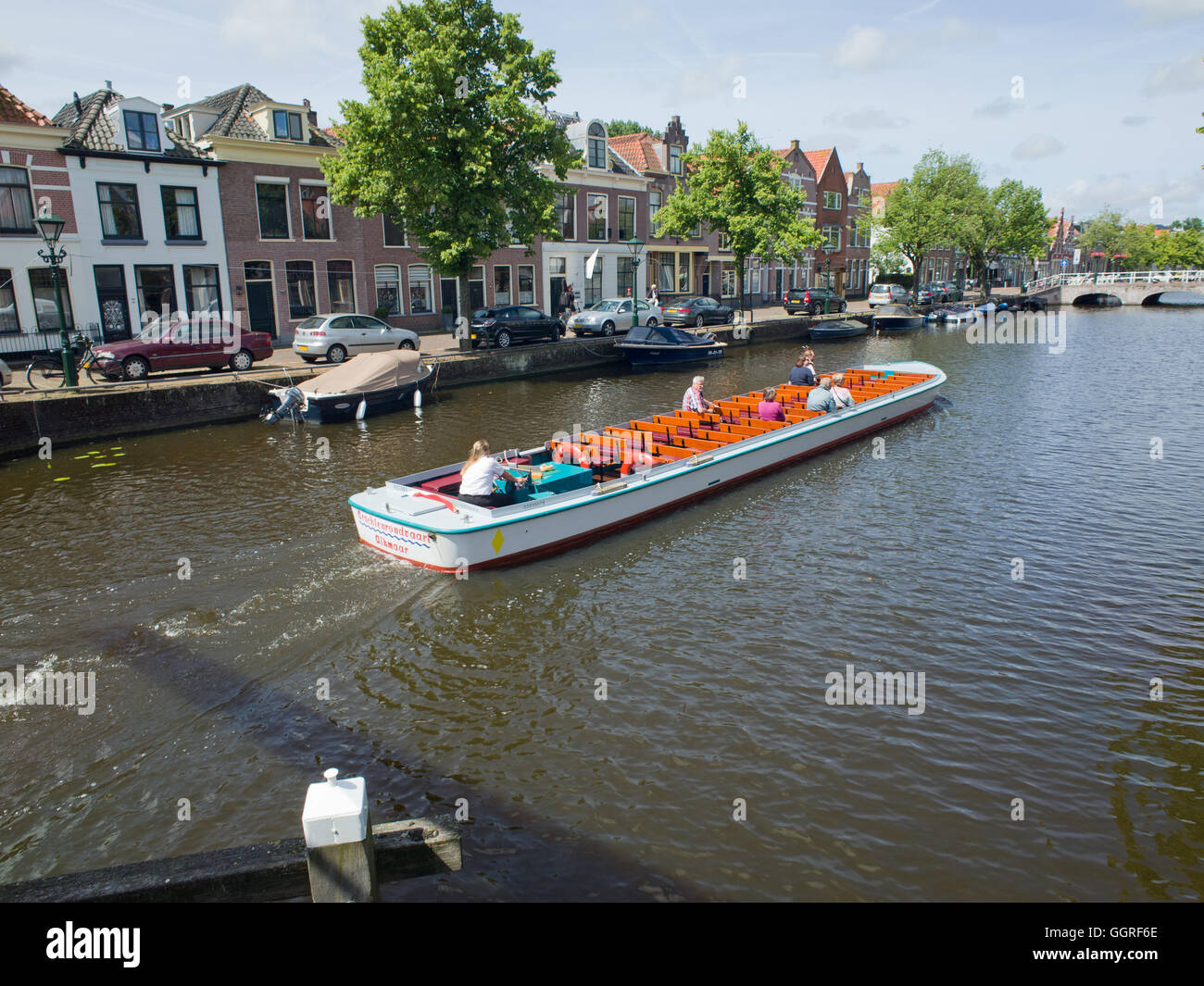 Dutch canal hi-res stock photography and images - Alamy