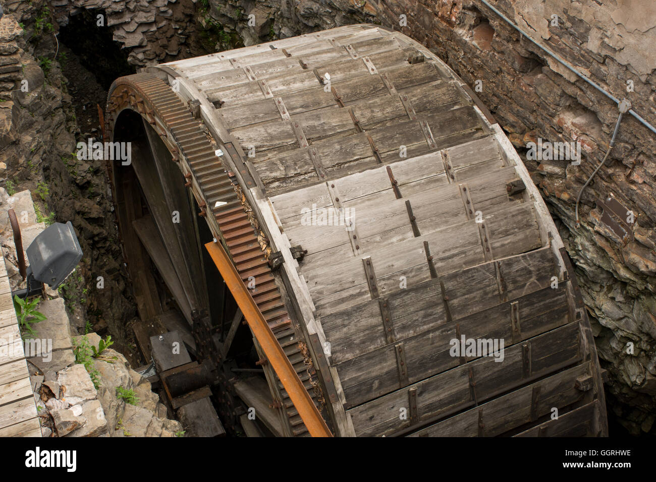 Historic water wheel hi-res stock photography and images - Alamy