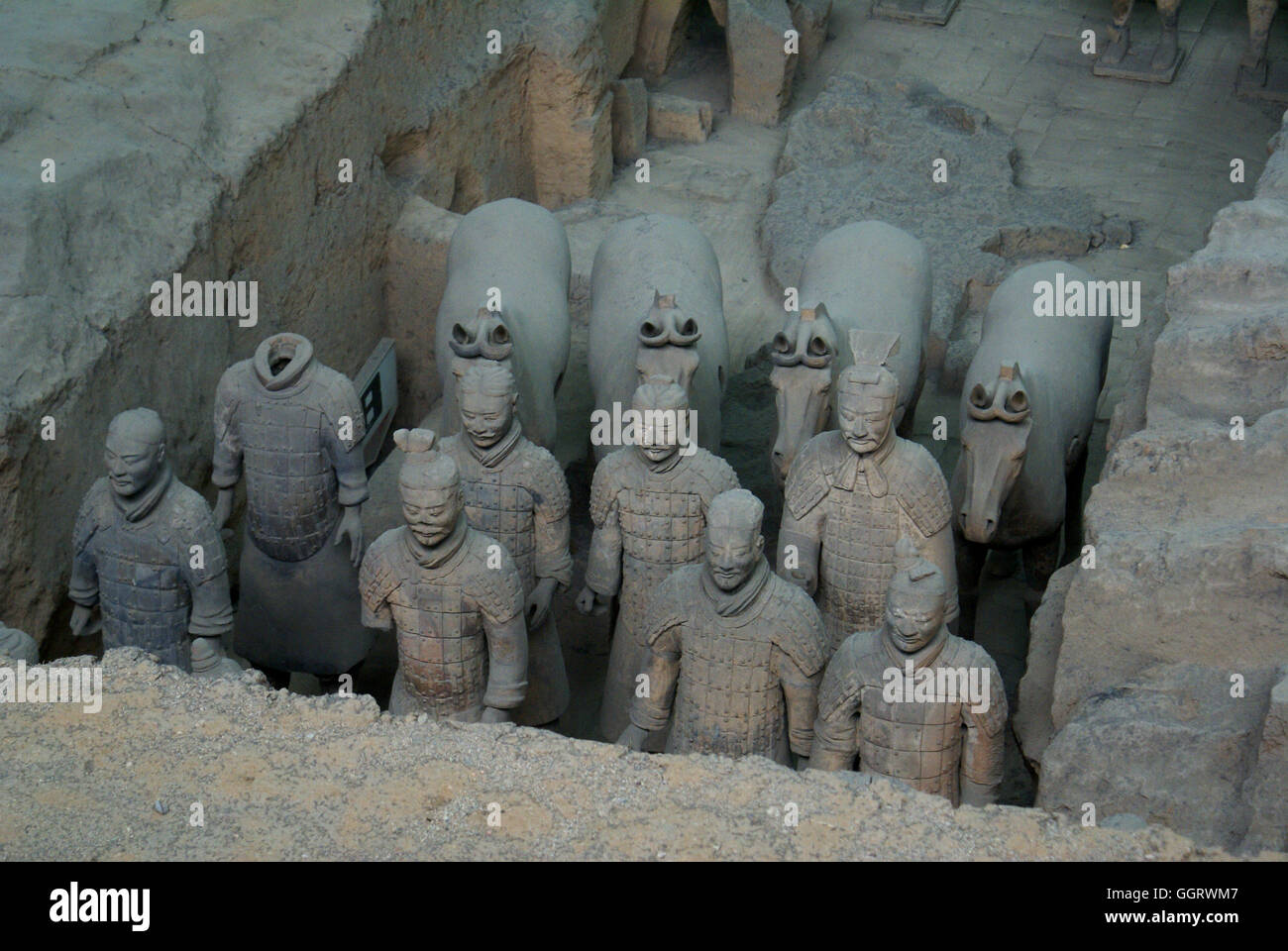 The Terracotta Army is a collection of terracotta sculptures depicting ...