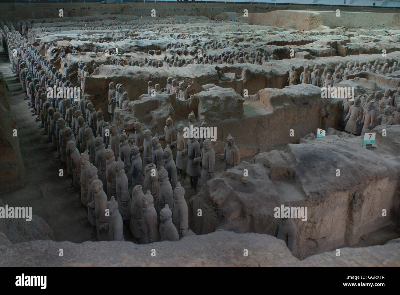 The terracotta army of the first emperor of china hi-res stock ...
