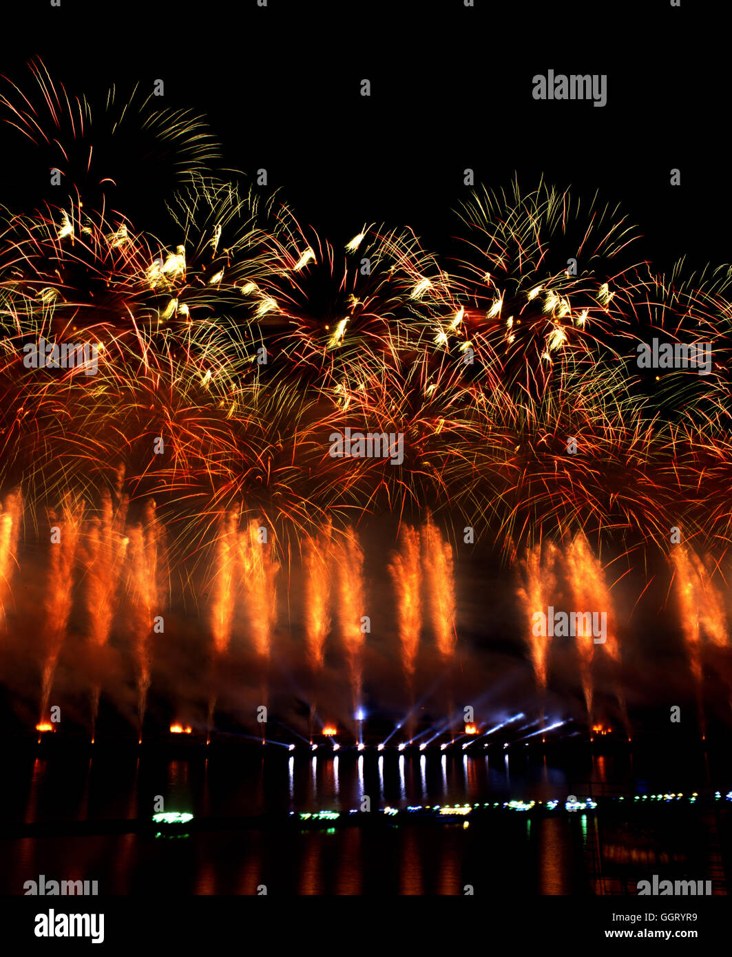 Sunny international fireworks hi-res stock photography and images - Alamy