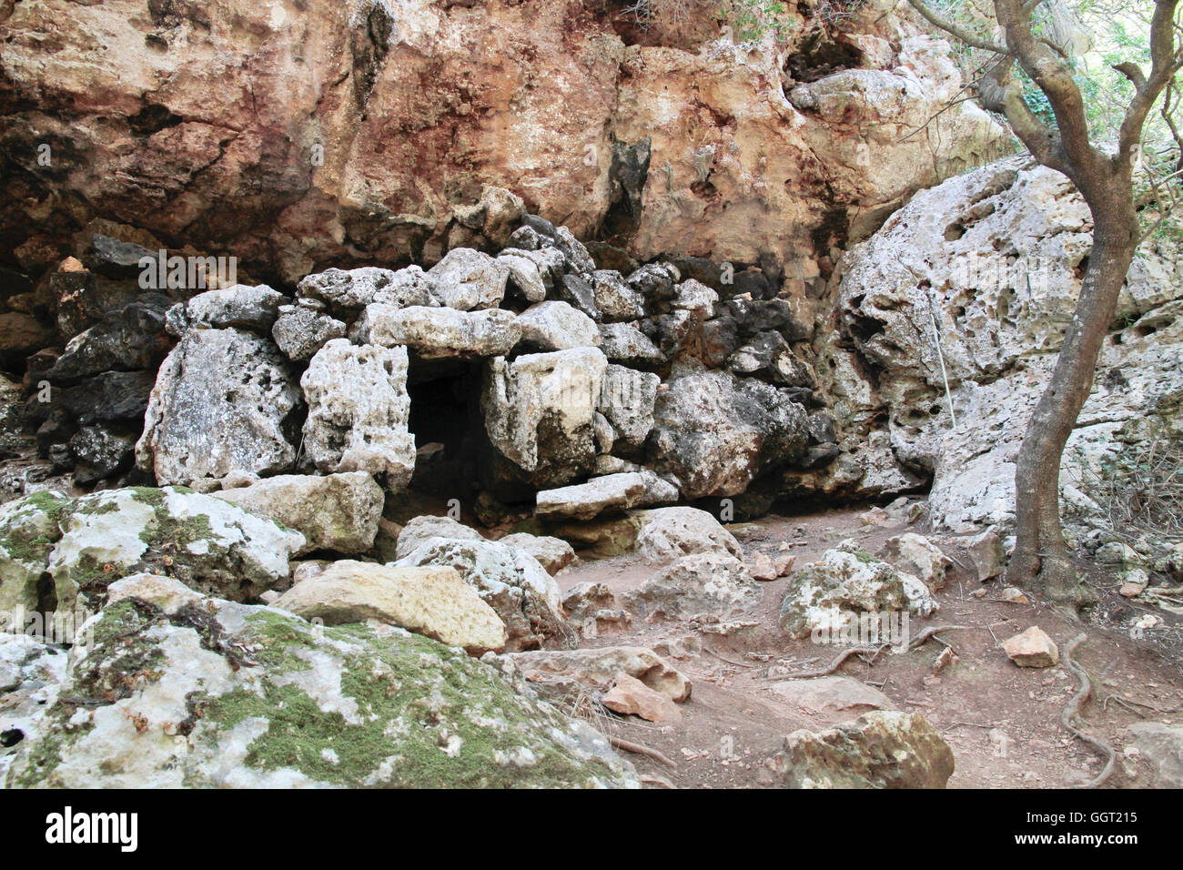 Cala coves hi-res stock photography and images - Alamy