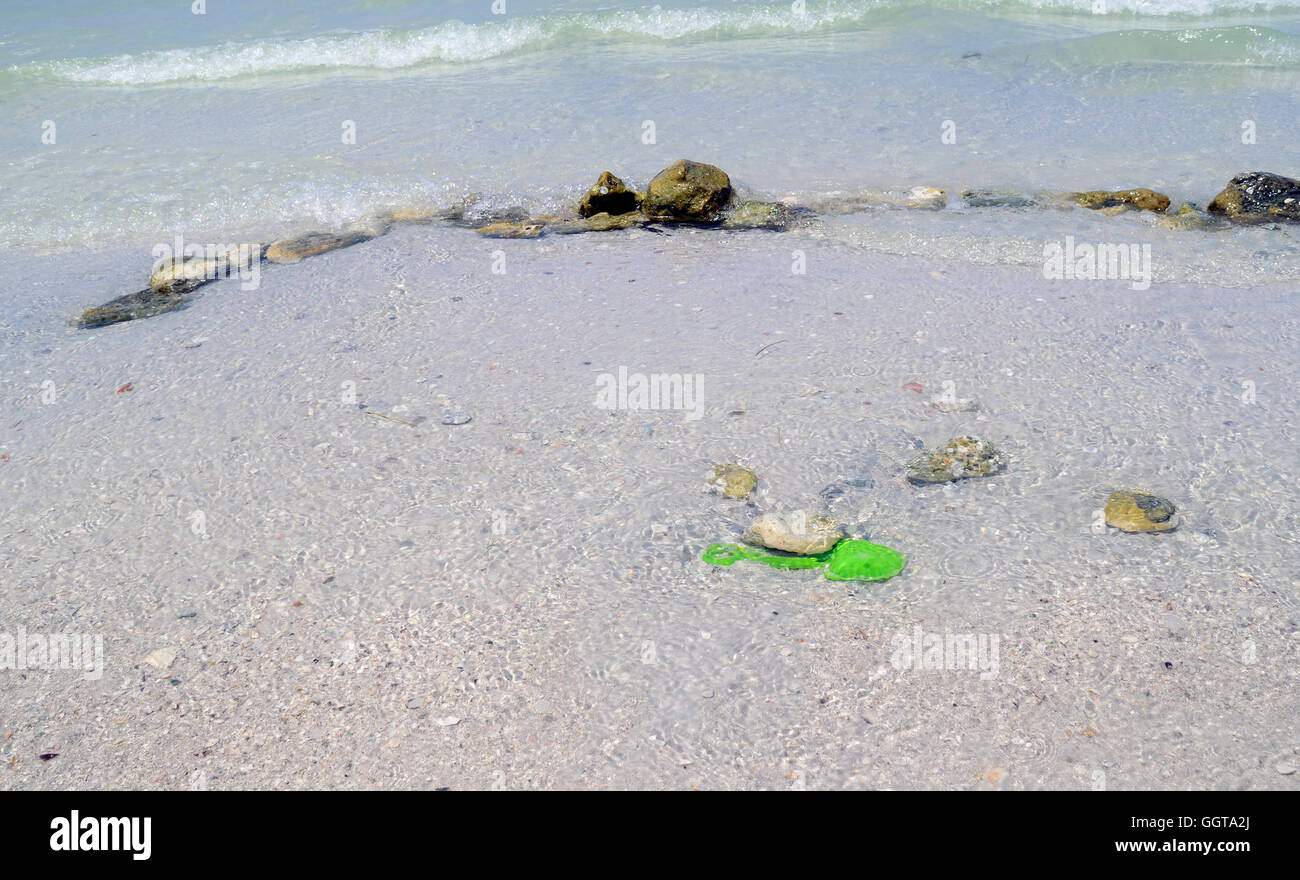 Stuck in the rocks hi-res stock photography and images - Alamy