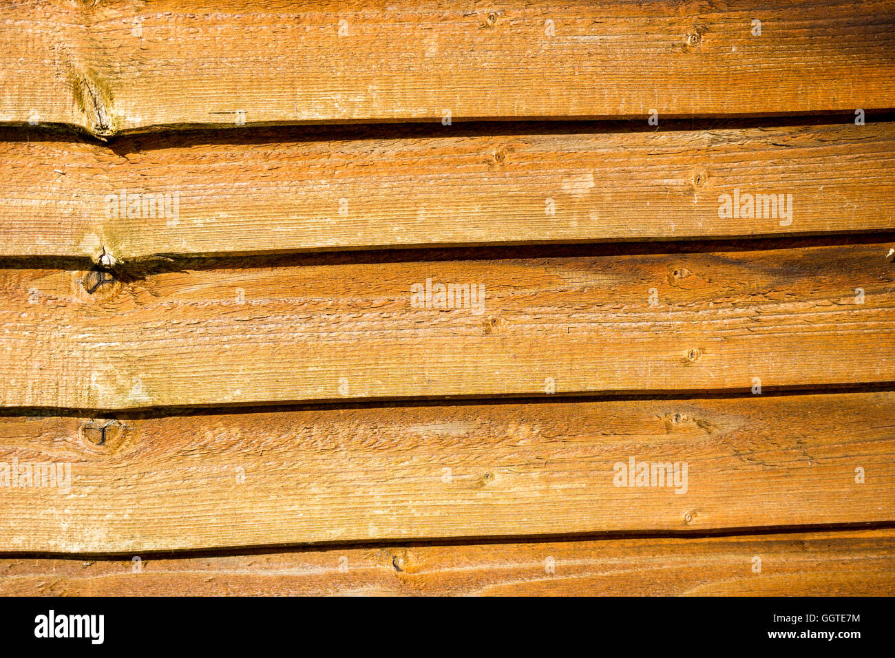 Overlap fence hi-res stock photography and images - Alamy