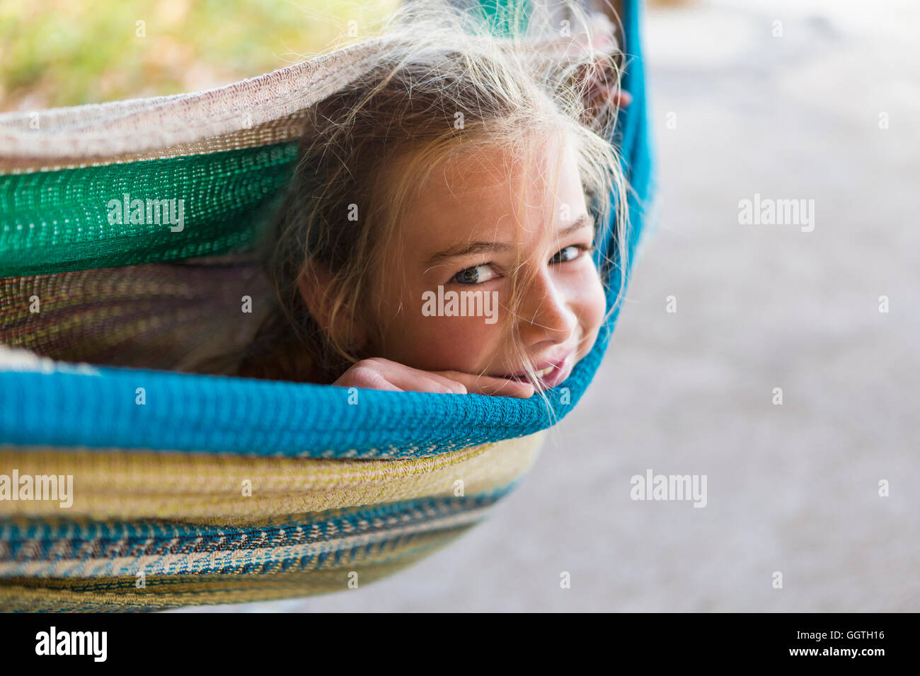 Girl hammock hi-res stock photography and images - Alamy