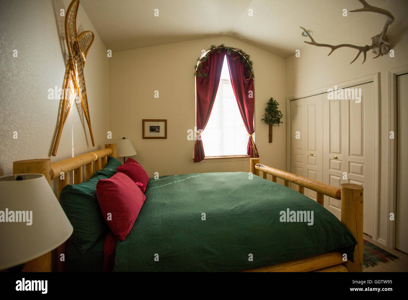 Rustic showcase hi-res stock photography and images - Alamy