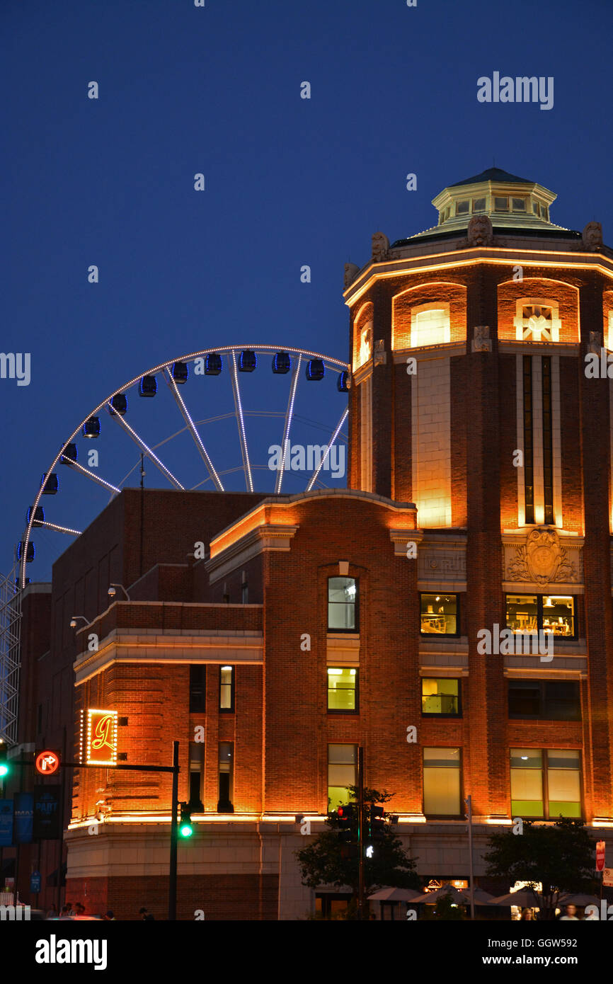 The front towers of Navy Pier with the ferris wheel in the background ...
