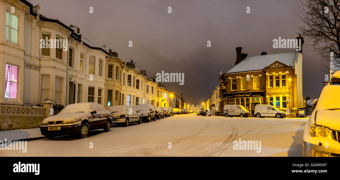 Snowfall at midnight in a suburban street in Brighton Stock Photo - Alamy