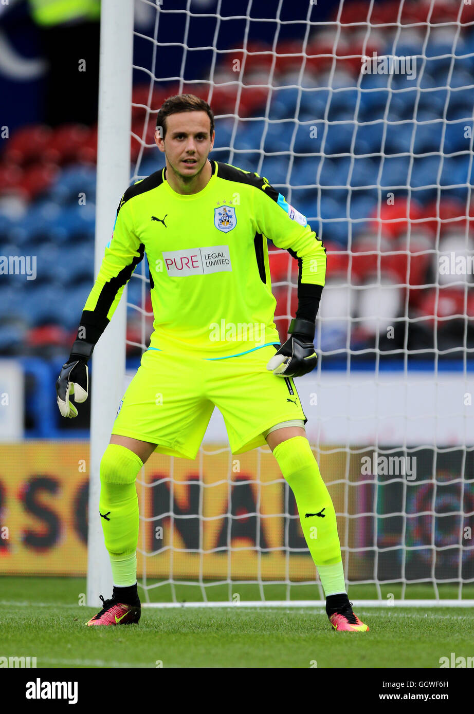 Huddersfield town goalkeeper danny ward hi-res stock photography and ...