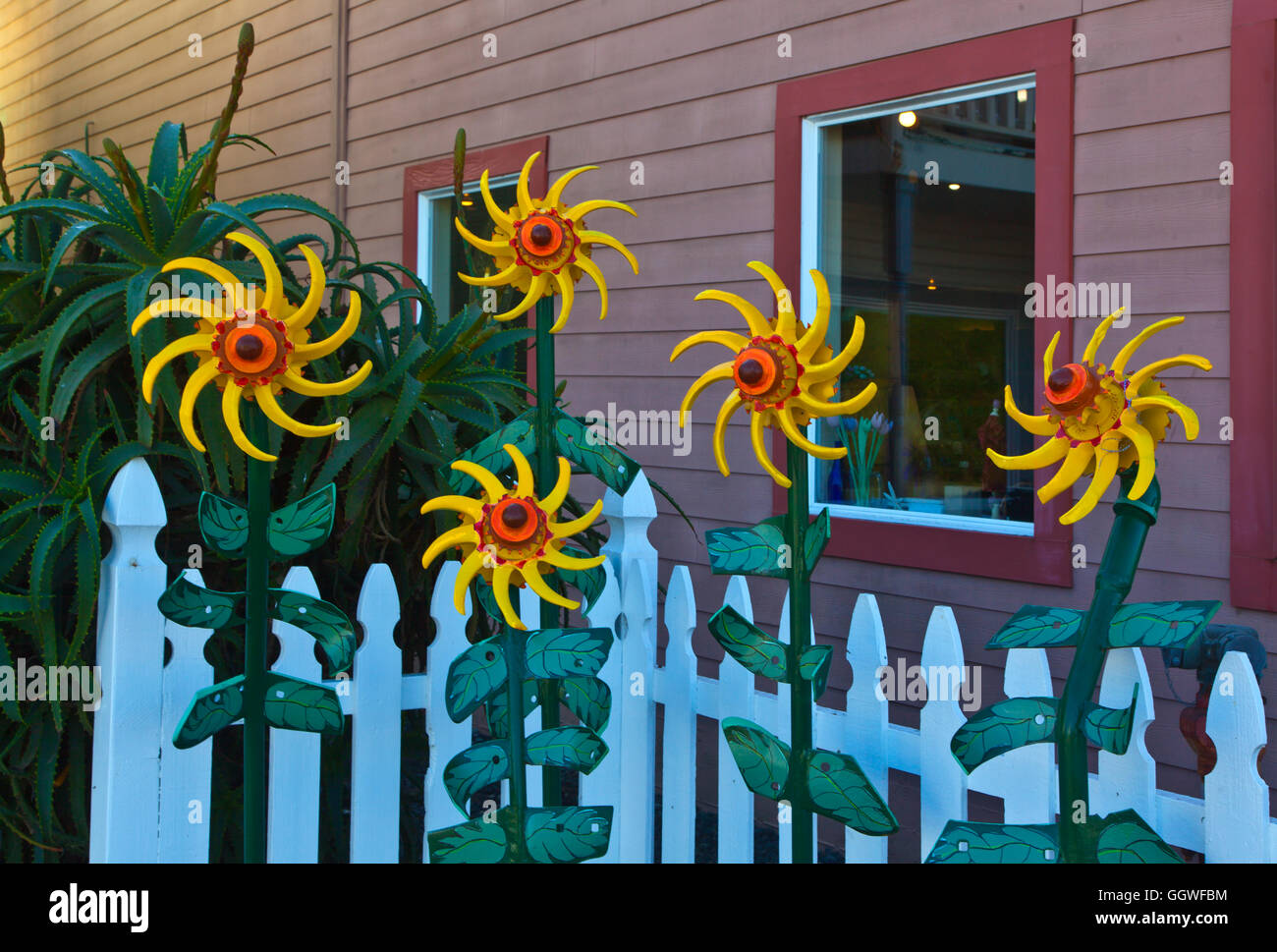 SUNFLOWER WIND CATCHERS - MOSS LANDING, CALIFORNIA Stock Photo - Alamy