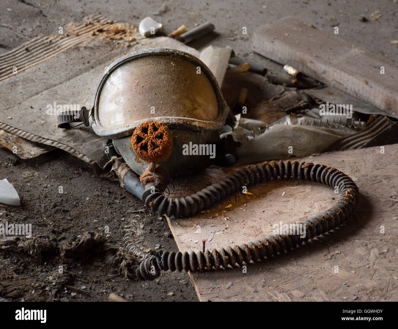 Gas mask of fortune Stock Photo - Alamy