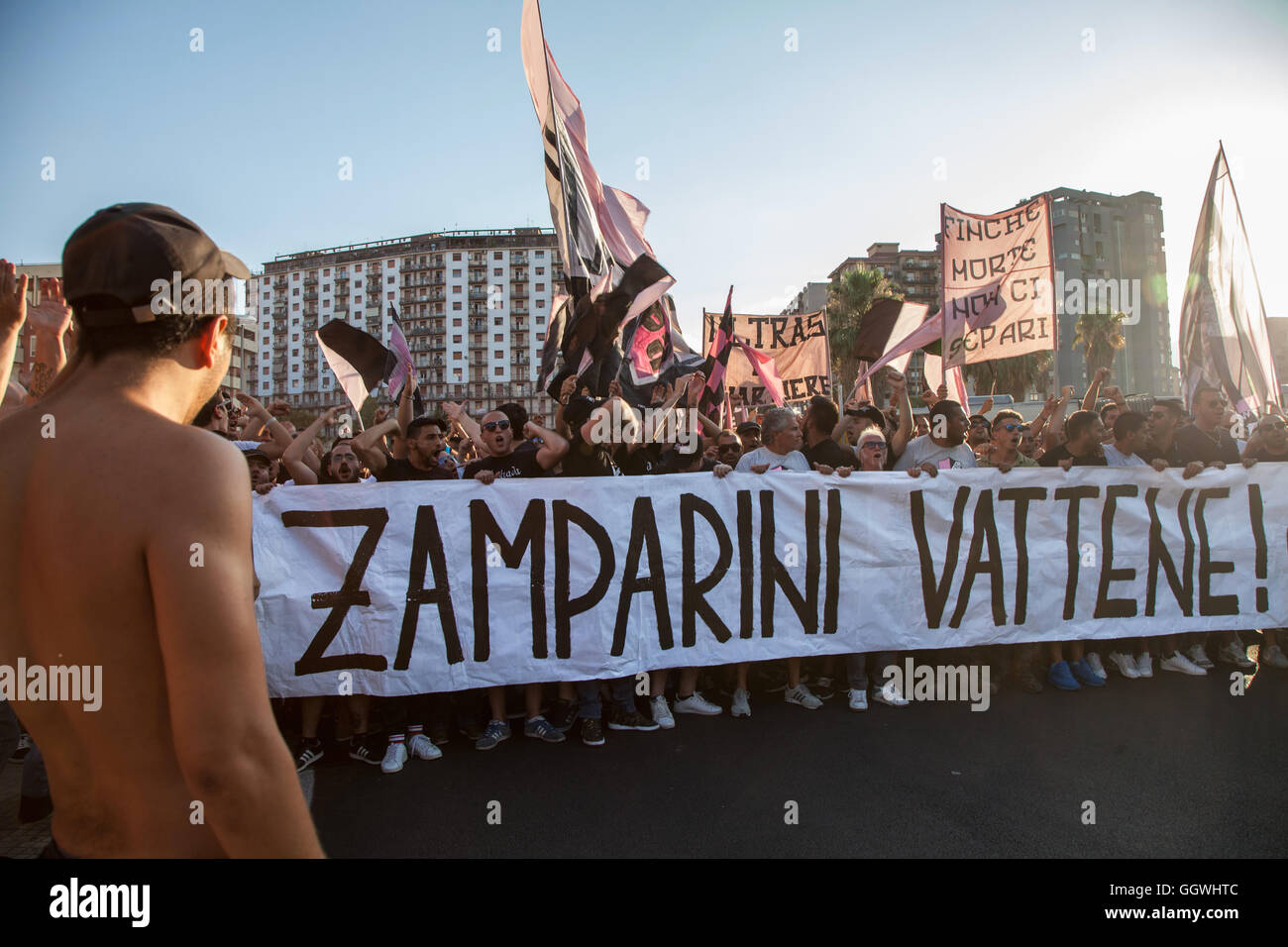 Palermo, Italy. 05th Aug, 2016. Ultras of Palermo in conflict with the ...