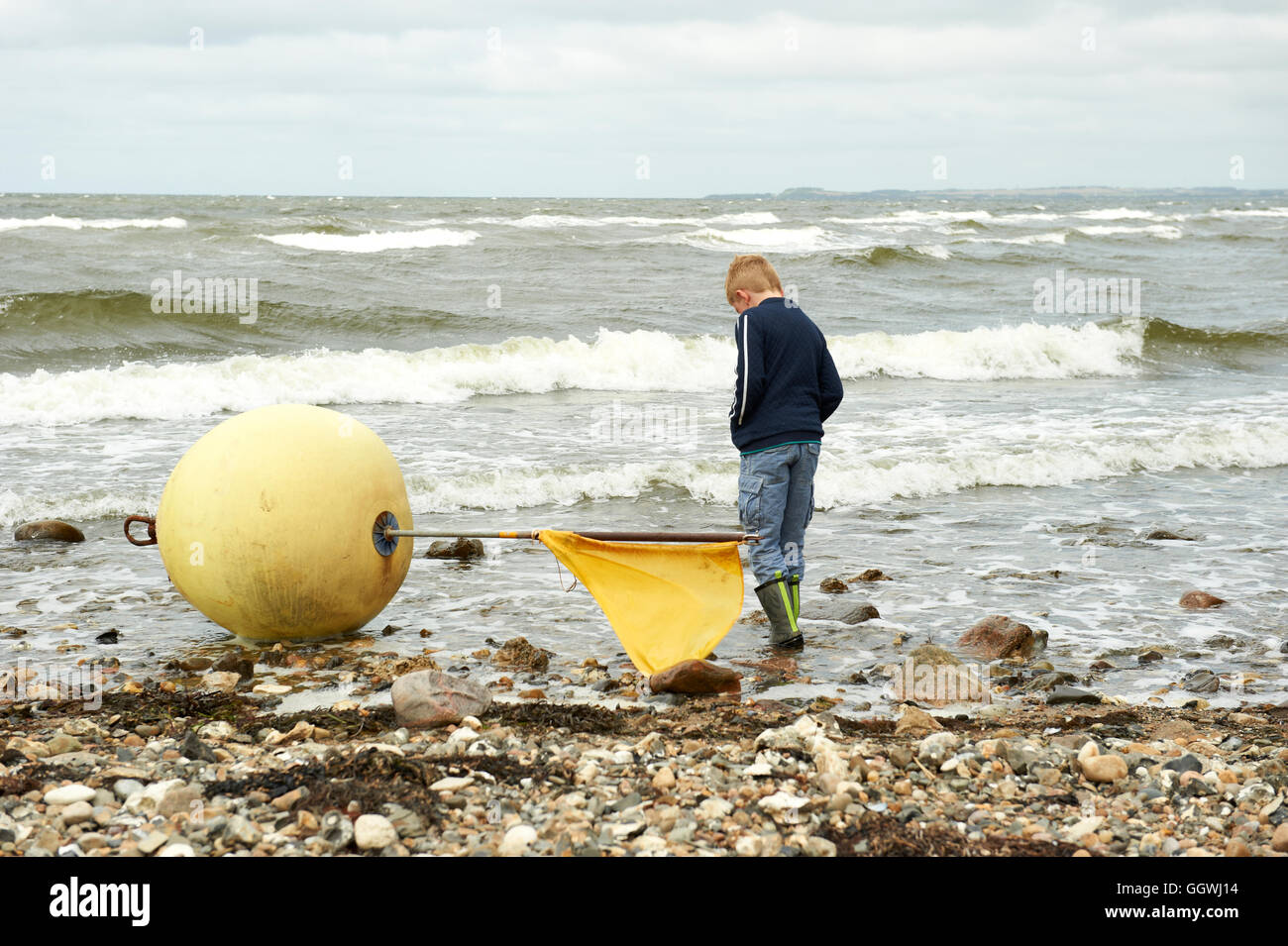 Boy stand hi-res stock photography and images - Alamy