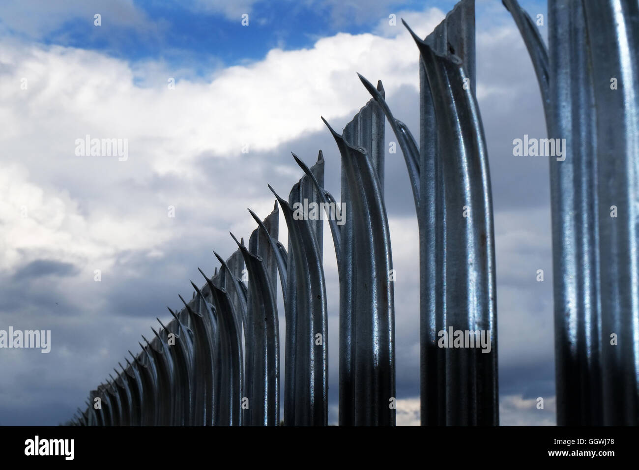 Galvanized steel fencing hi-res stock photography and images - Alamy
