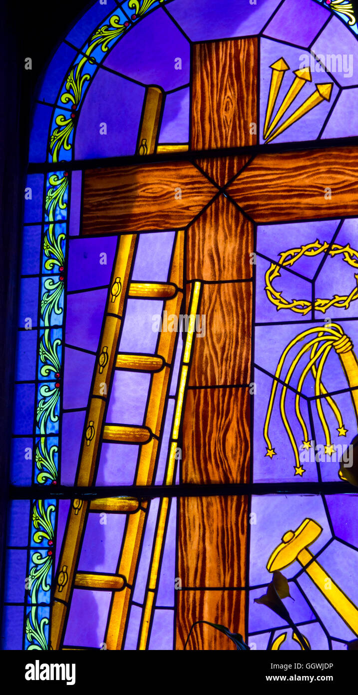 Christian cross in a storefront church Stock Photo - Alamy