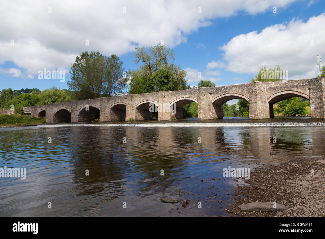 The bridge over Afon Wysg - the Usk river at Crickhowell Stock Photo ...