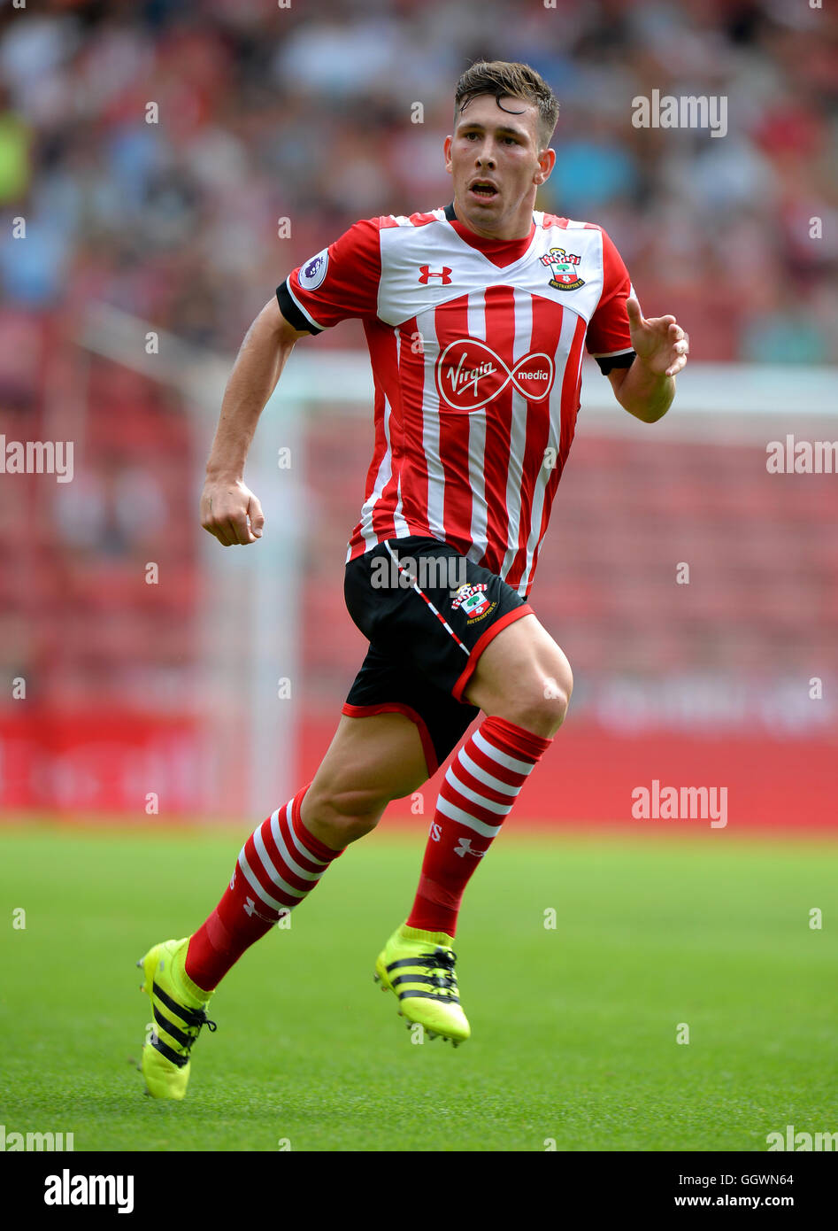 Pierre emile højbjerg pre season hi-res stock photography and images ...