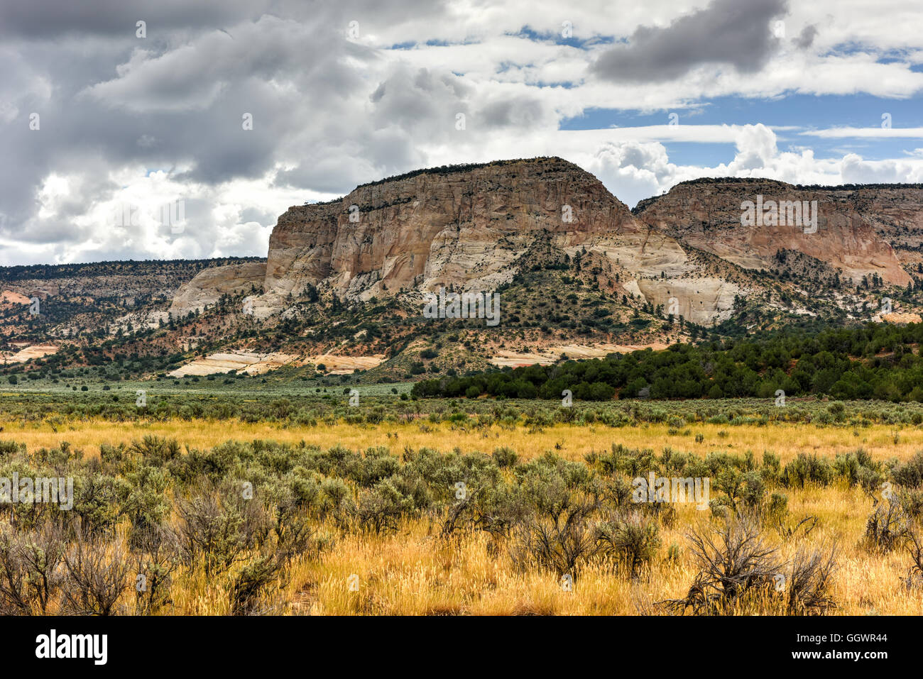 Rock formations along the Johnson Canyon Road in Utah, USA Stock Photo ...