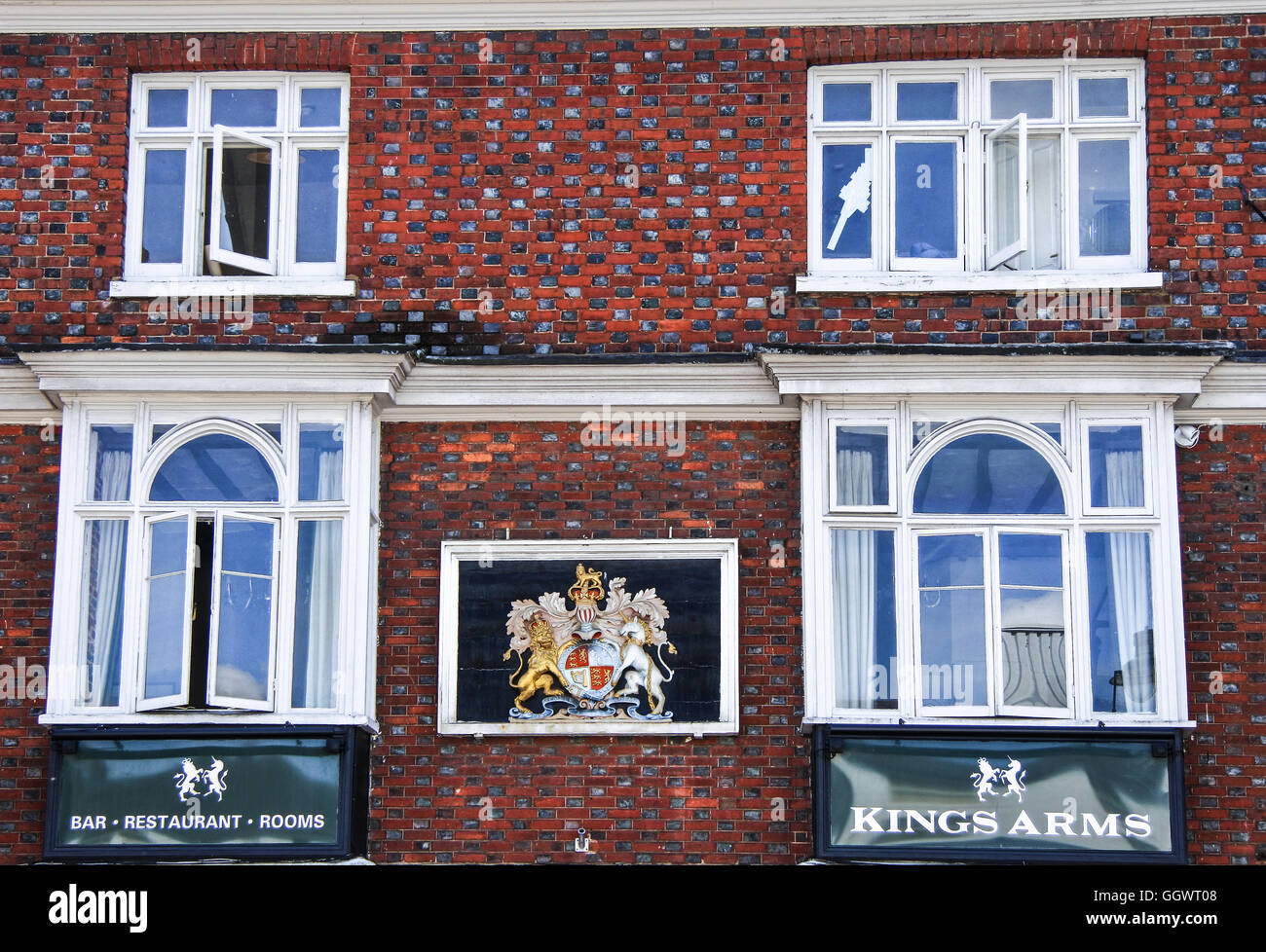 The Kings Arms Hotel, Berkhamsted, UK Stock Photo - Alamy