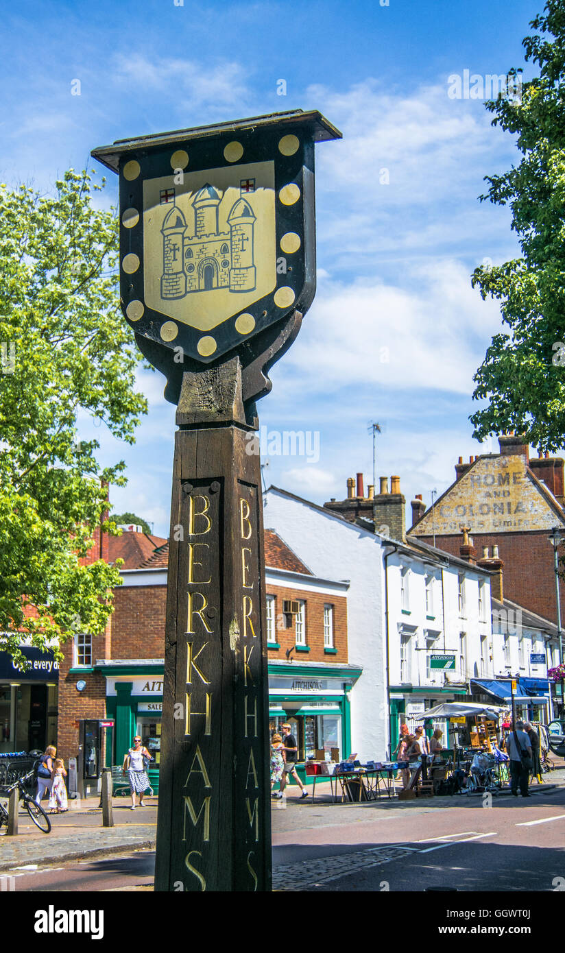 City sign on High Street, main commercial thoroughfare in the center of ...